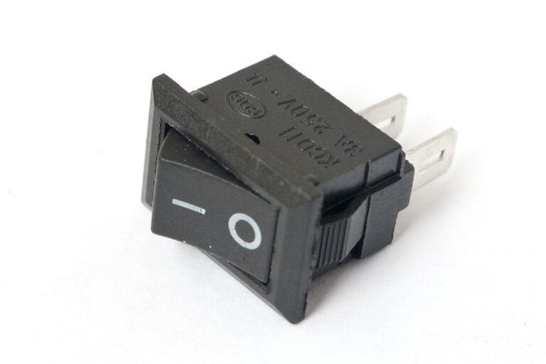 SPST Switch Big – 6A 250V Mini Type by Ekastore – EkaStore.in